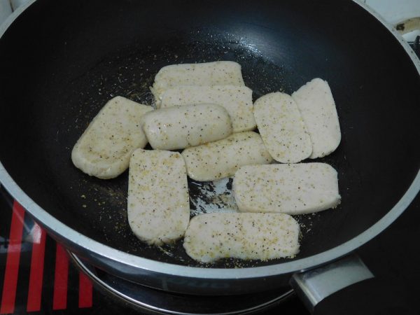 Vietnamese Sandwich (Banh Mi Cha Lua) | Thailand 1 Dollar Meals