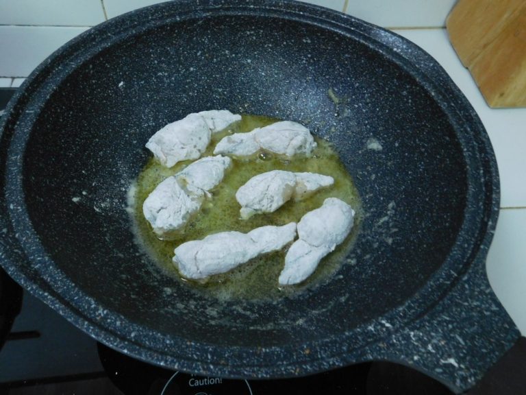Simple Frog Legs I | Thailand 1 Dollar Meals