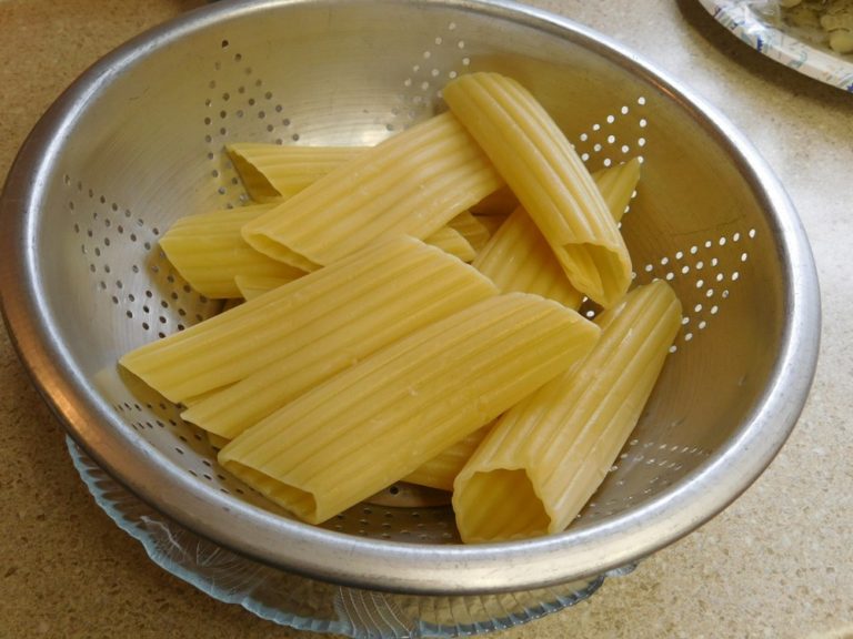 String Cheese Manicotti | Thailand 1 Dollar Meals